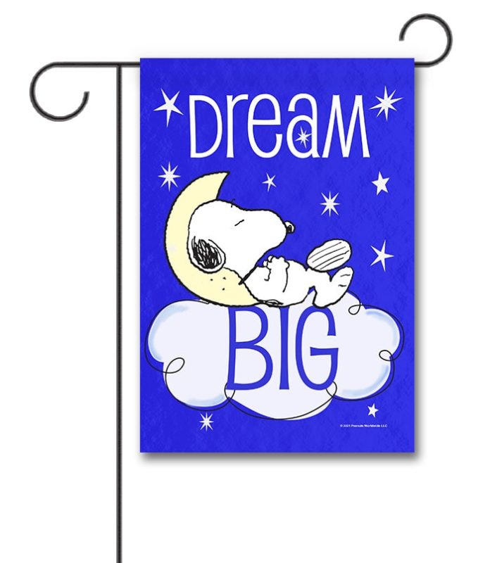 Buy: PEANUTS® Dream Big Snoopy – House Flag Flagology.com
