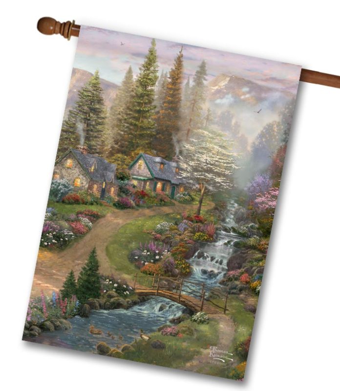 Buy: PEANUTS® Spring Flowers – House Flag Spring Flagology.com